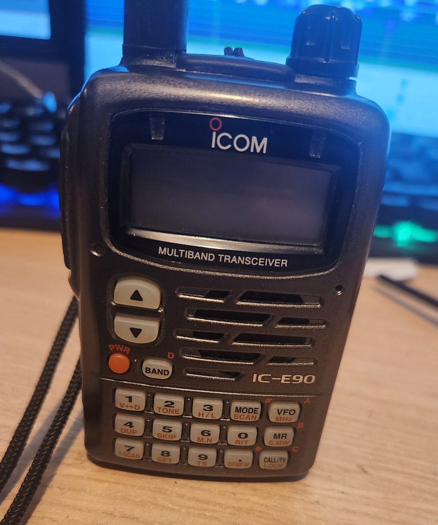 FOR SALE – Stevenage and District Amateur Radio Society.